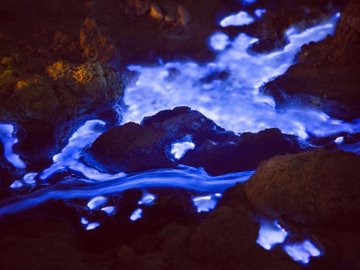 Video: Eerie Volcano Ejects Blue Lava! | Geoengineer.org