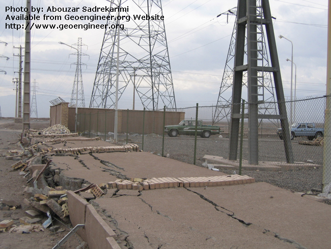2003 Bam Earthquake Reconnaissance, Bam City, Iran | Geoengineer.org