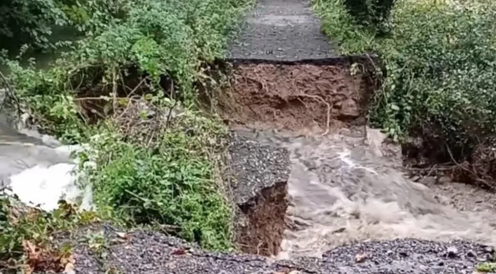 Thames Towpath Collapse: A Wake-Up Call for Resilient Riverbank Design ...