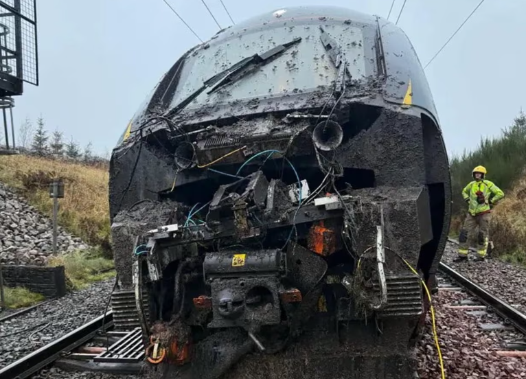 Landslip causes train derailment near Shap in Cumbria | Geoengineer.org