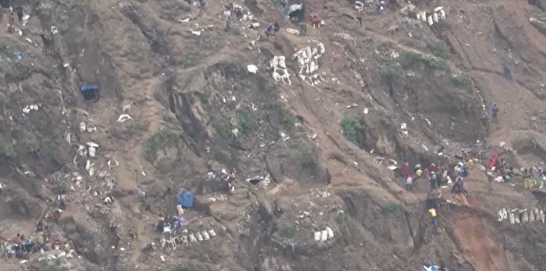At least 200 dead following mine shaft collapse in rebel-held Eastern ...